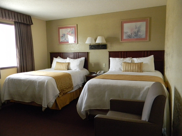 OneRoomSuite1resize | The Russell Inn