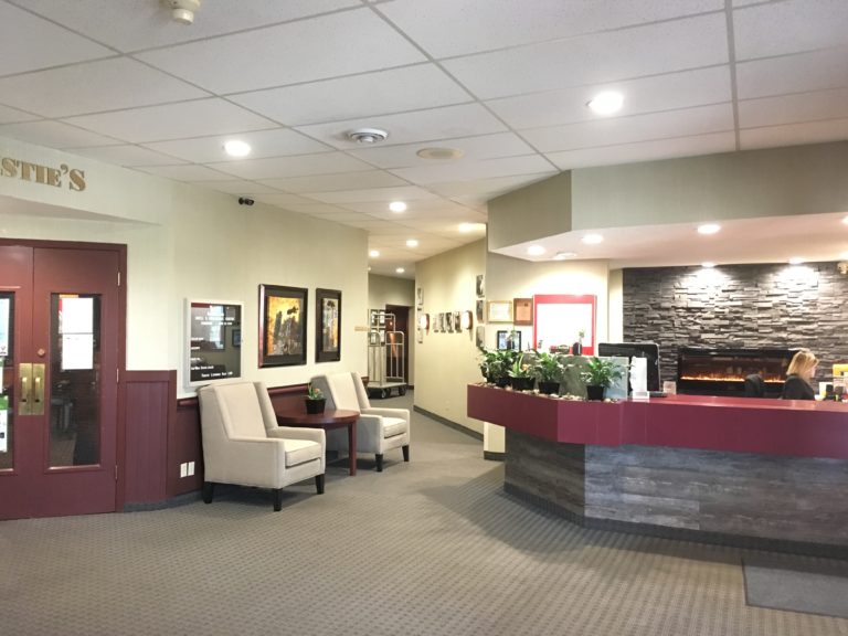 The Russell Inn - Hotel and Conference Centre